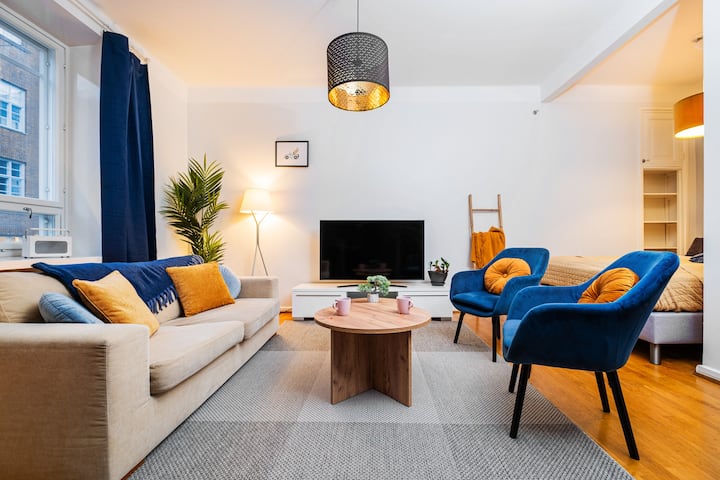 City Charm – Downtown 45 M² Urban Escape - Helsinki