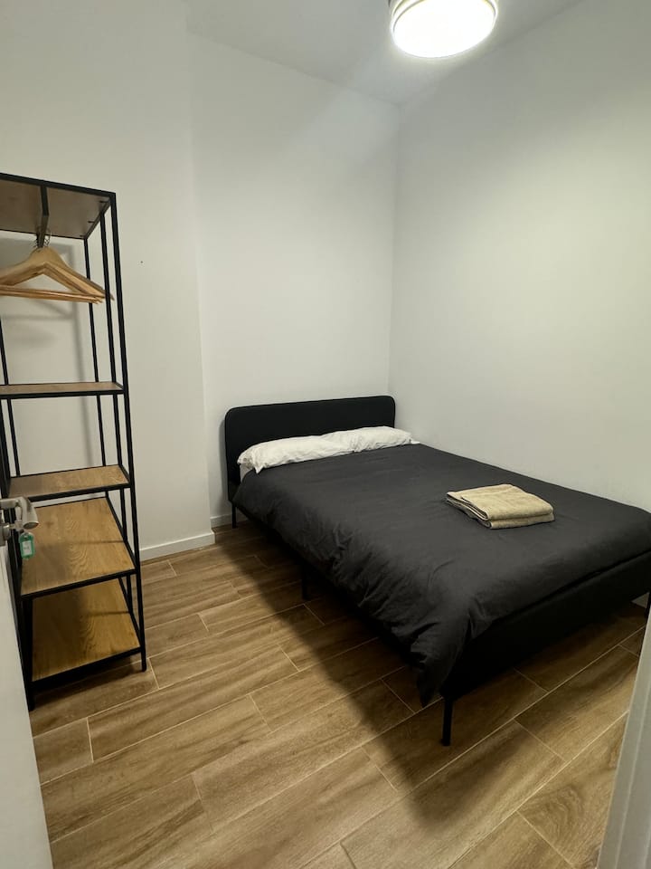 Habitación Con Baño Privado - Valencia