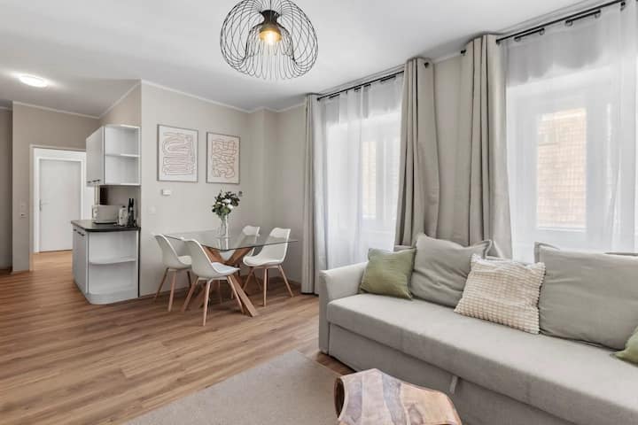 Next To Shopping Street I 5 Minutes To Inner City - Bécs