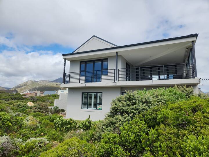 Rooi-els House By The Sea. - Pringle Bay