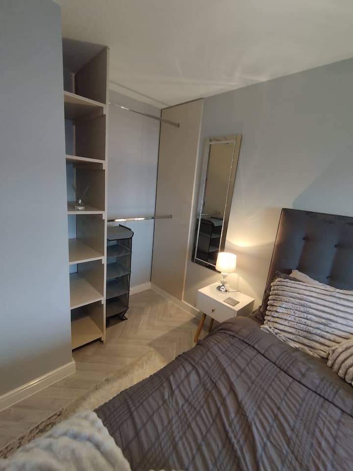 Newbuild Property In Knutsford - Knutsford
