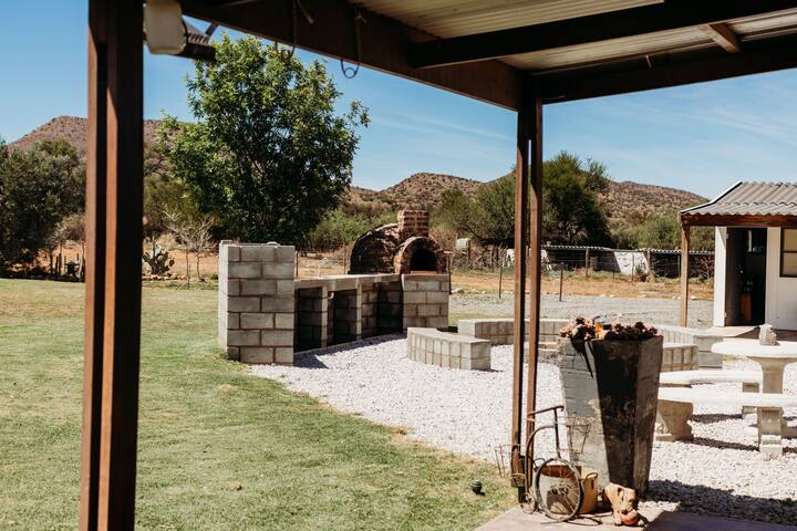 Betjeskraal Farmstay-garden Flat - Cradock