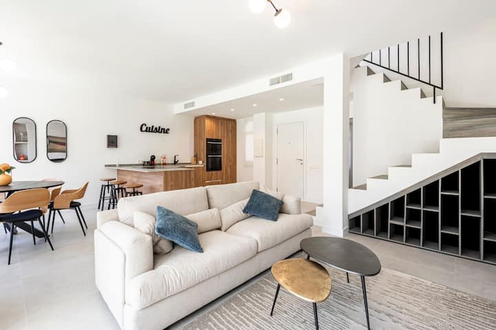 Sunny Duplex Townhouse - Marbella