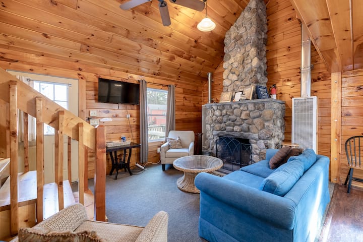 The Taylor House - Gilford, NH