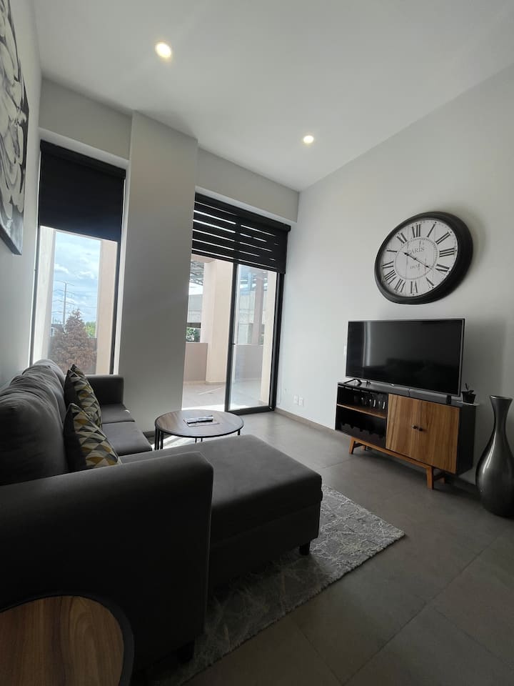 Departamento Con Aire Acondicionado Y Terraza - Guadalajara