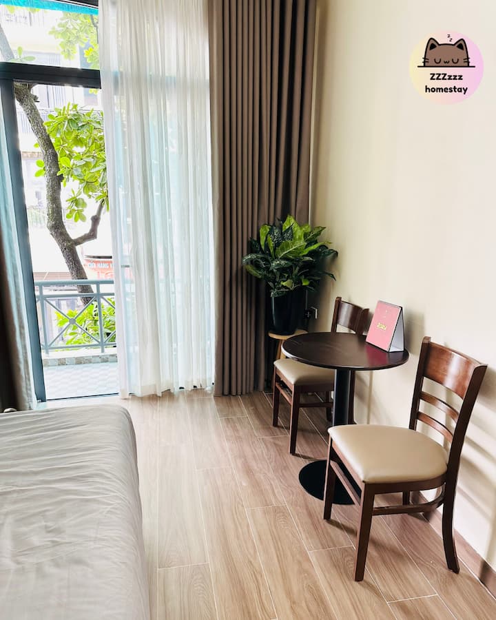 Hanoioldquarter21*balcony* Bright & Airy 1br - 하노이