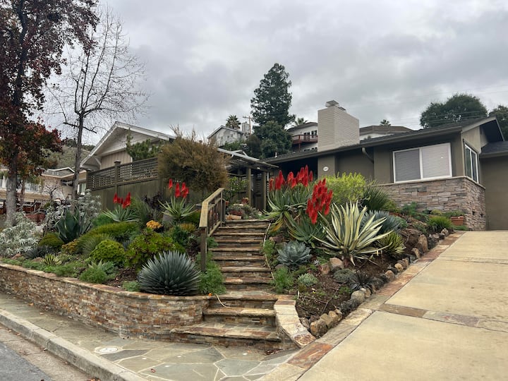 Charming 3 Bedroom Retreat - San Jose, CA