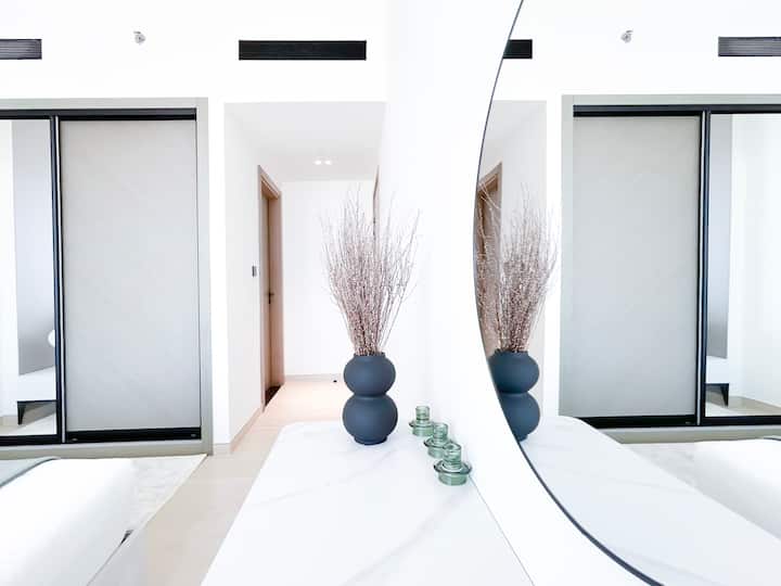 Contemporary Living 1br With City Views At Jvc - Dubai