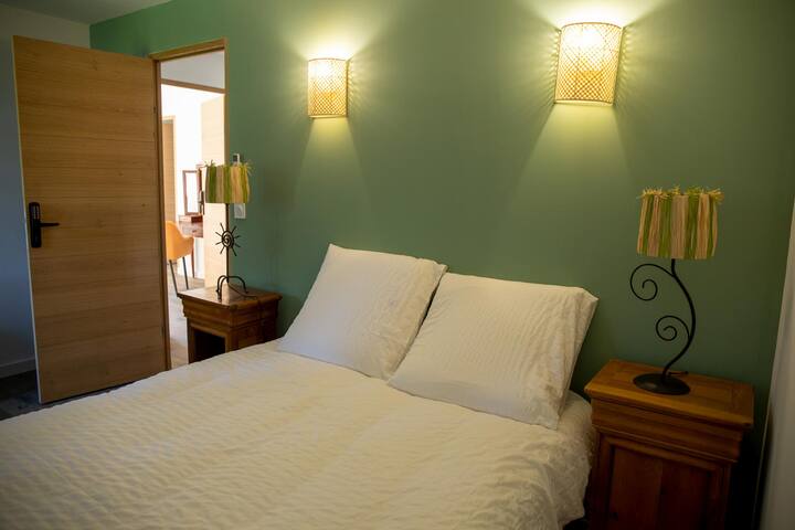 Chambre Soleil Levant - Pertuis