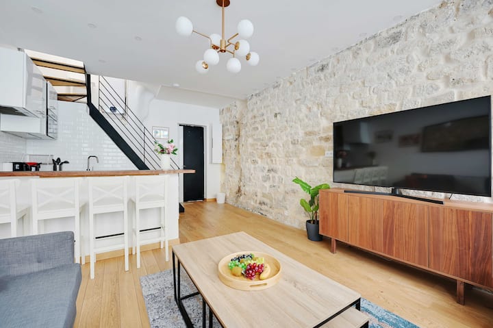 Duplex Pour 6 à République – Confort Et Centralité - 