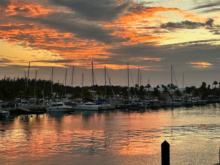 Number Juan Key West Experience - Smathers Beach