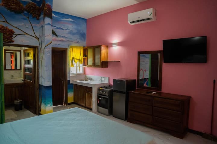 Beachfront Rooms W/ Live Music (Hibiscus Room) - Negril