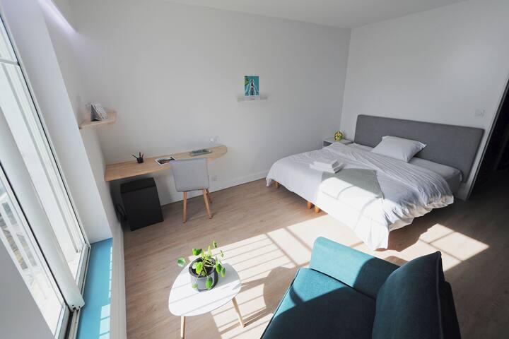 Chambre Dans Une Maison Partagée - Cholet