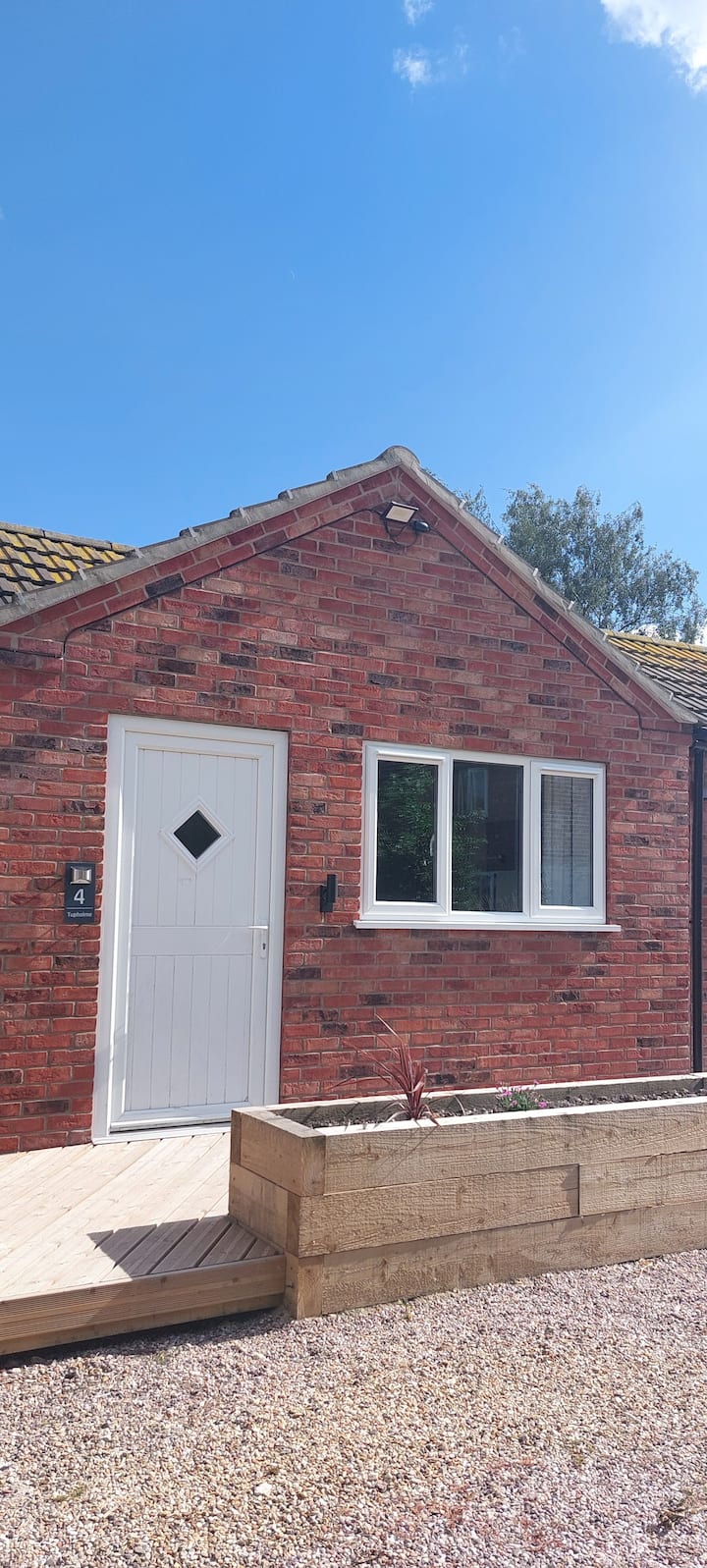 Tupholme @ Walcott Lodges - Woodhall Spa