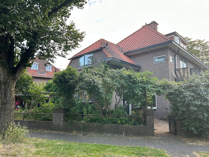 Beautiful House Near The Beach - Den Haag