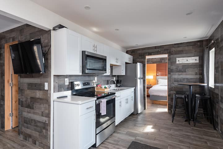 3 Queen 1 Couch With 2 Baths - Wisconsin Dells, WI