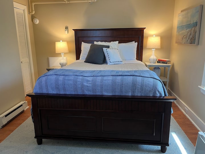 Inn On Shore Road Room #10 - York, ME