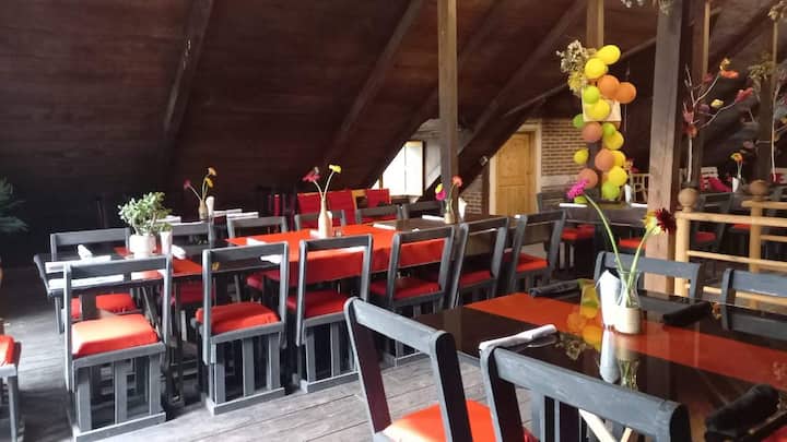 Habitación Dentro De La Cabaña - Tecpán Guatemala