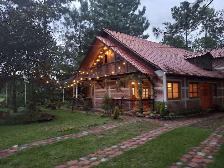 Habitación Dentro De La Cabaña - Zaragoza