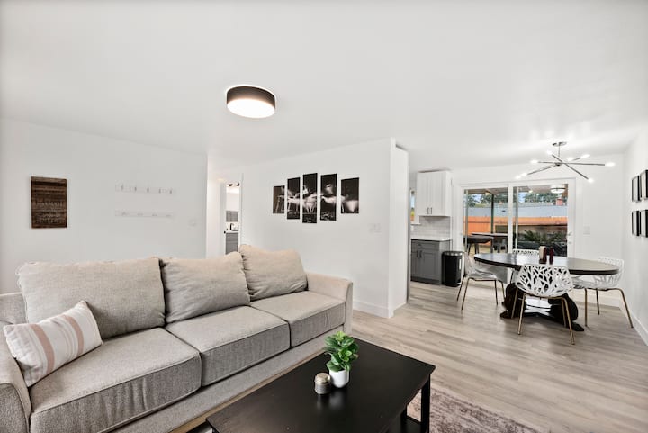 Serene Lakewood Getaway Home - Tacoma, WA