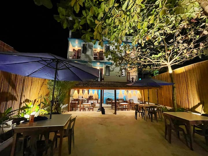 Twin Room With Small Balcony - El Nido