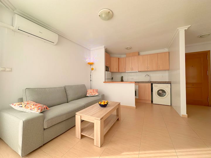 2 Bedrooms Dream Love - Torrevieja