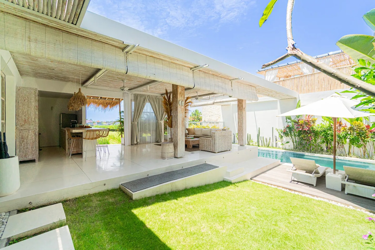 Two Bedroom Villa with Private Pool & Lush Garden - Houses for Rent in ...