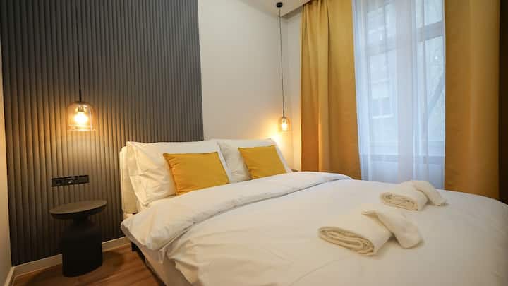 Sip 7- Deluxe Apartment For 2 By Bqa - Budapest