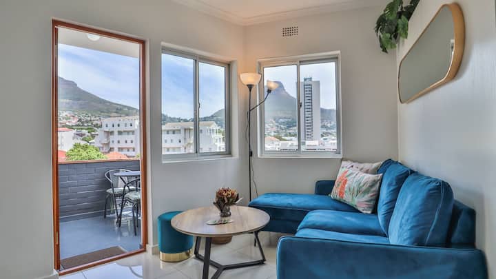 Trendy Apt W/balcony & Table Mountain Views - Le Cap