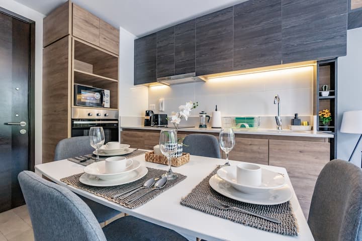 Depto Para 3 Personas Centro Histórico De Santiago - Independencia