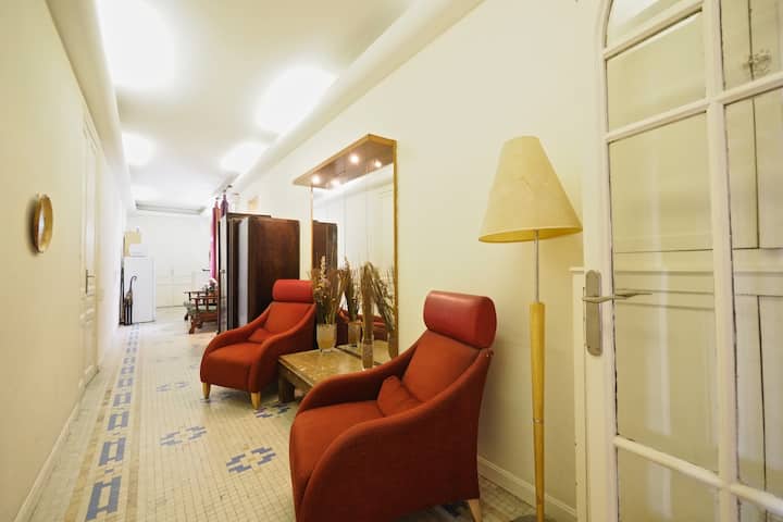 Moderna Habitación Con Baño - Barcelona