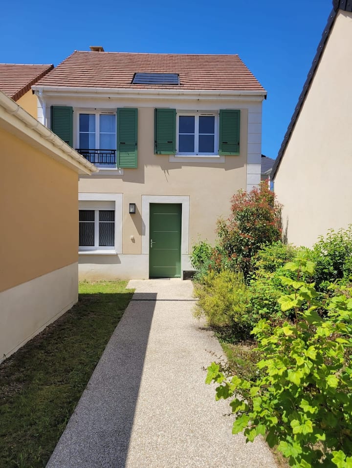 Maison Chaleureuse Et Neuve à 30 Mn De Paris - Arpajon