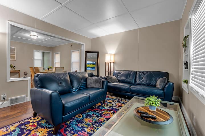 Lodge Of Niagara -8 Min To Falls - Niagara Falls, NY