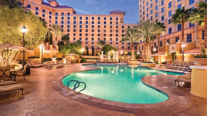 1 Bed Suite In Fabulous Vegas! - Las Vegas, NV