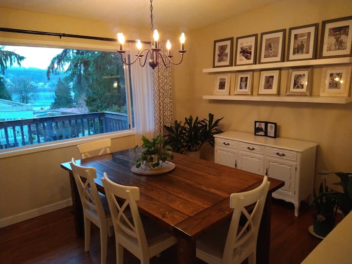 House In North Vancouver - Port Moody