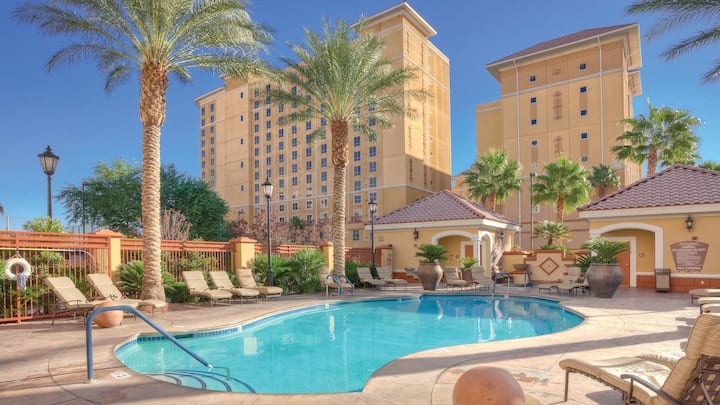 1 Bed Suite In Fabulous Vegas! - Las Vegas, NV