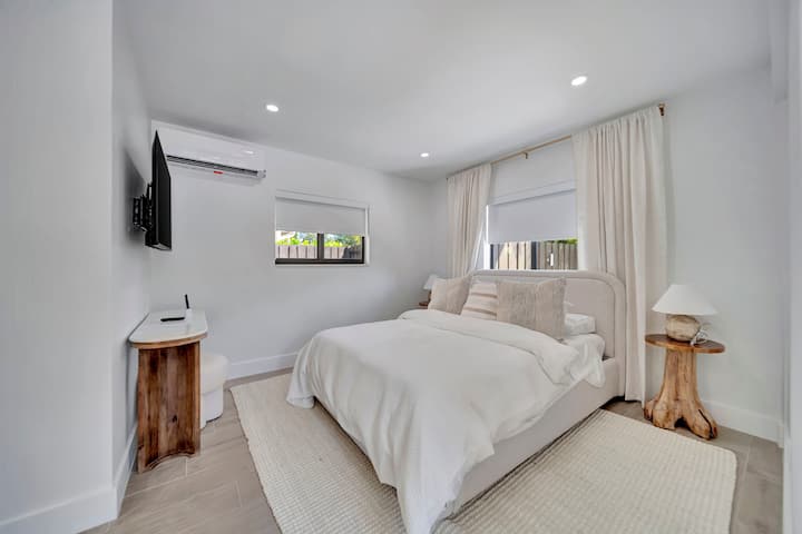 Waterfront Unit #1 20 Min Walk To Beach And Shops - Fort Lauderdale