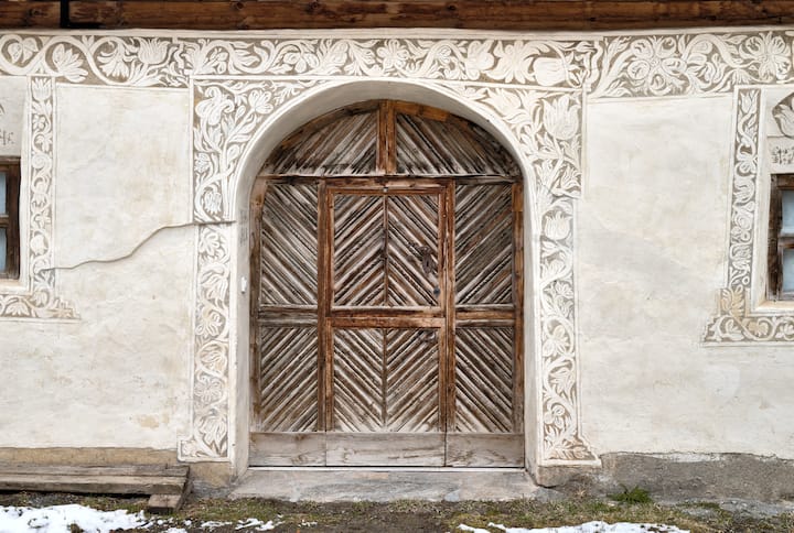 Guarda | Atelierwohnung In Engadinerhaus - Guarda