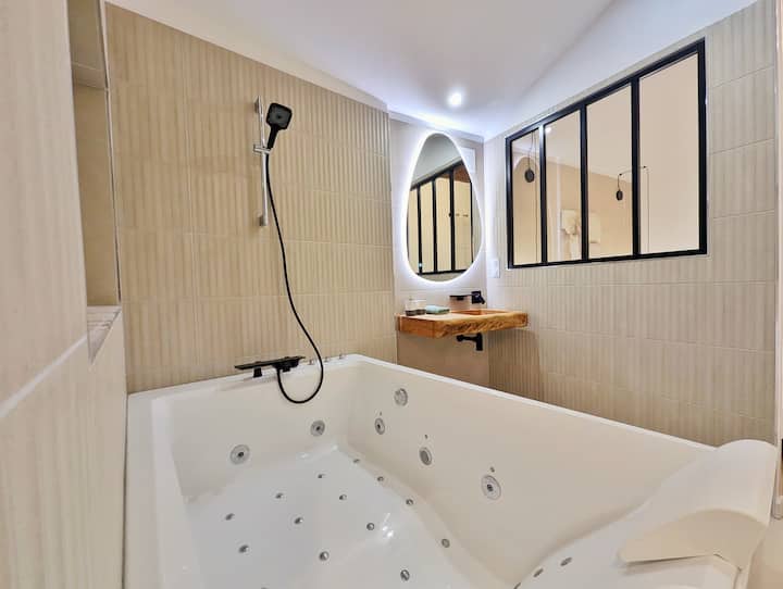 Le Petit Raho Expérience Romantique Jacuzzi Privé - Cabestany