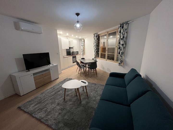 Chic Et Cosy En Centre Ville - Ibis Budget Agen