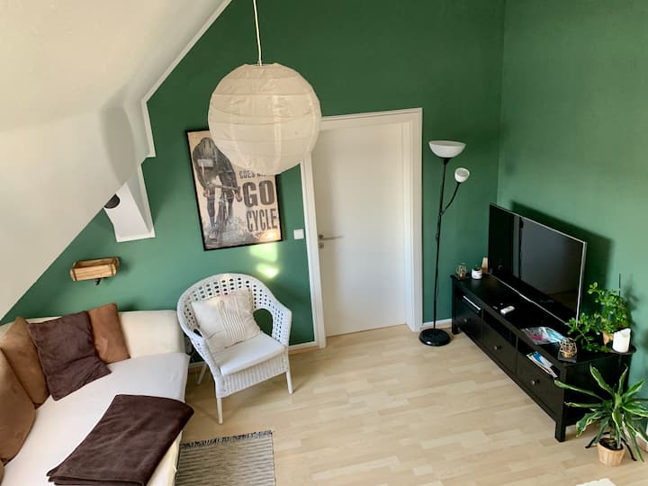 Bright, Open Attic Flat For Jung Travelers 100 Qm - Leipzig