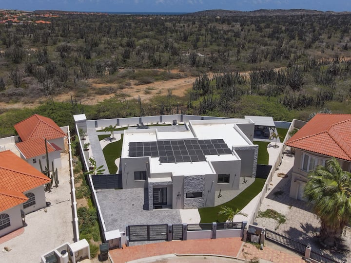 Modern Villa Luel/ Priv Pool/ 5 Min To Palm Beach - 荷屬阿魯巴