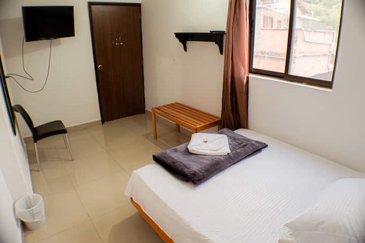 Habitación Privada Frente Al Parque - 403 - San Rafael, Colombia