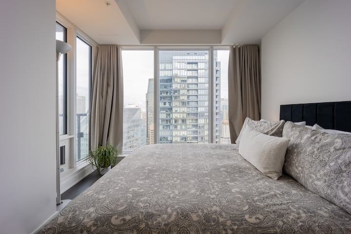 Luxurious 2bed2bath With View - Montreal