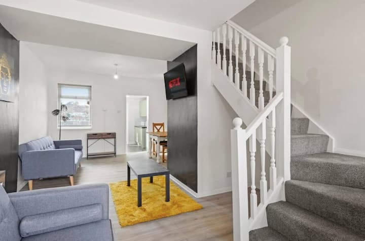 Cosy House For 8 In Rochester With Free Parking - Kent