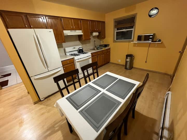 Apartment In Newark - Newark, NJ