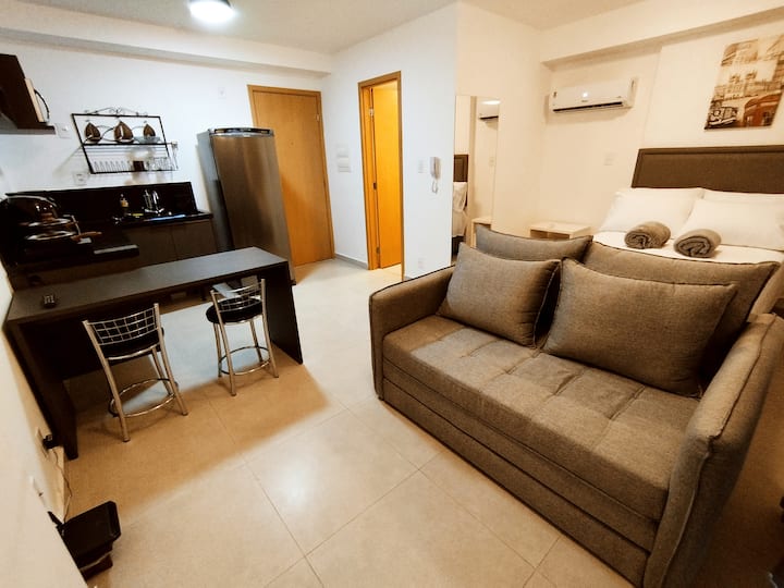 Studio No Centro Com Ar Cond / Lazer Completo - Juiz de Fora