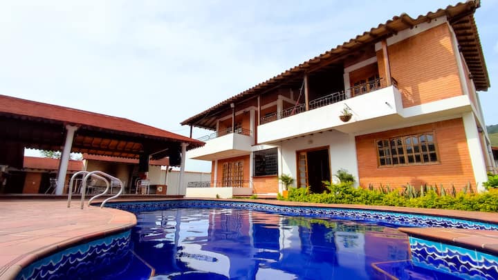 Cabaña Hogareña En Chinácota - Chinácota