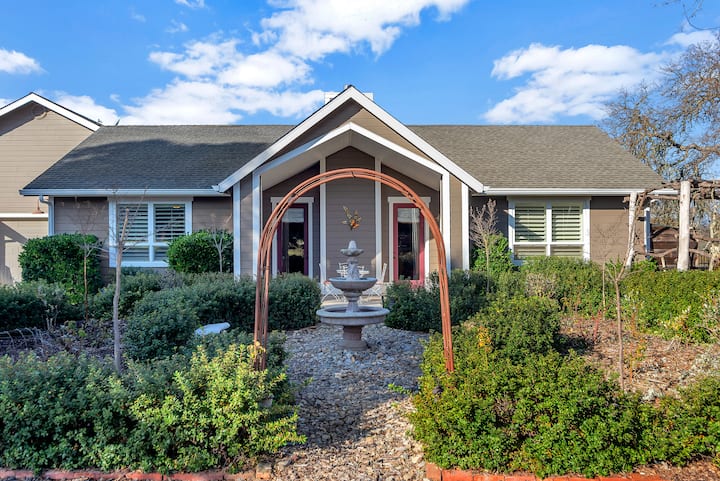 Spacious Apartment In Wine Country 🍷🍇 - Templeton, CA