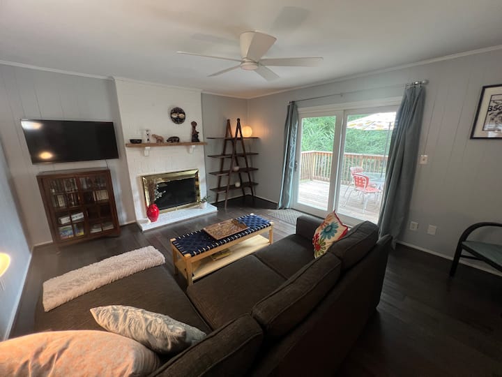 3-bedroom, Quiet Neighborhood - Cary, NC